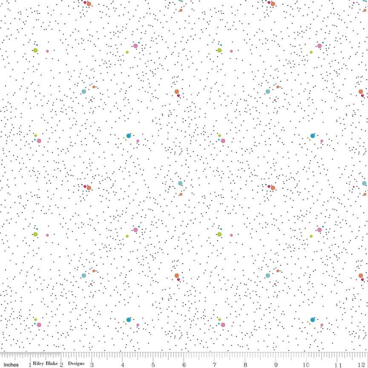 Colour Wall Dots, White - Riley Blake Fabric | The Guilded Needle